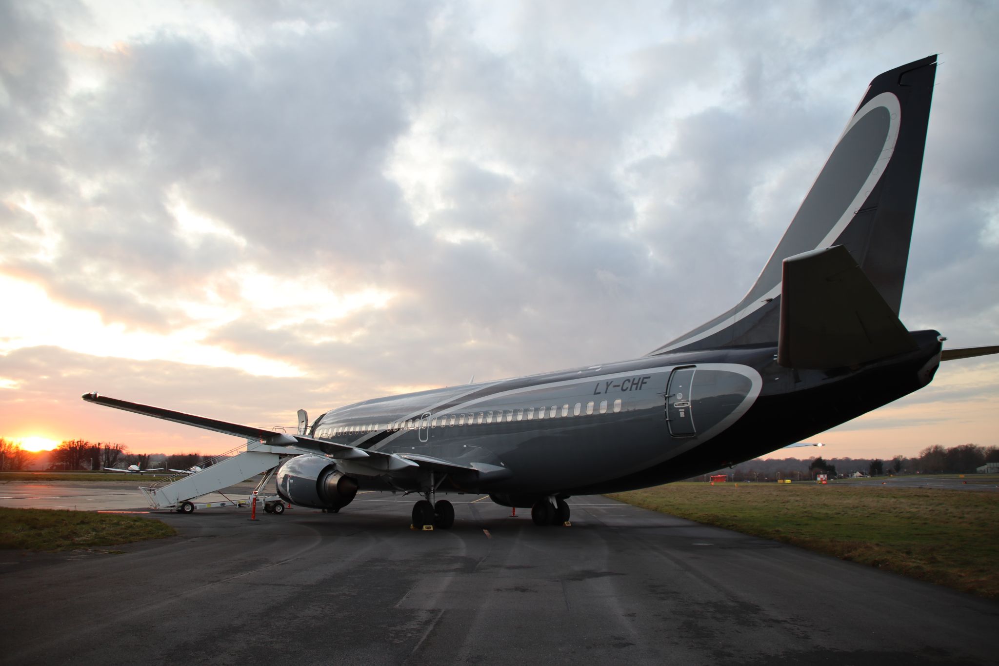 KlasJet introduces luxury Boeing 737-300 for UK market | AviaSG